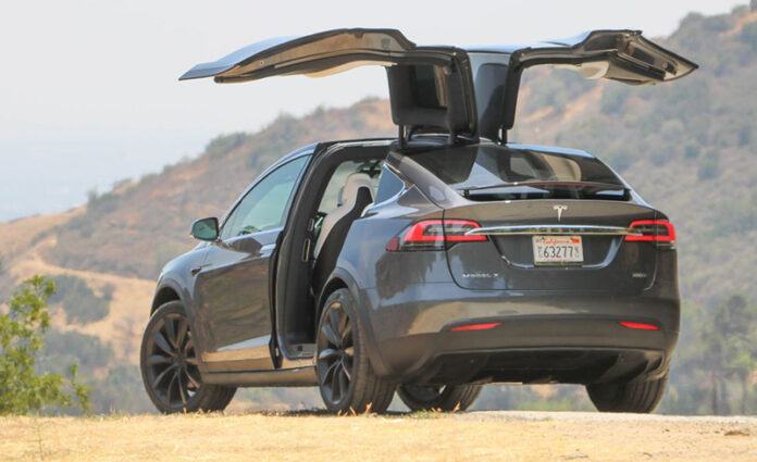 Tesla Model X 2025: Giá bán mới nhất - Đánh giá thông số kỹ thuật